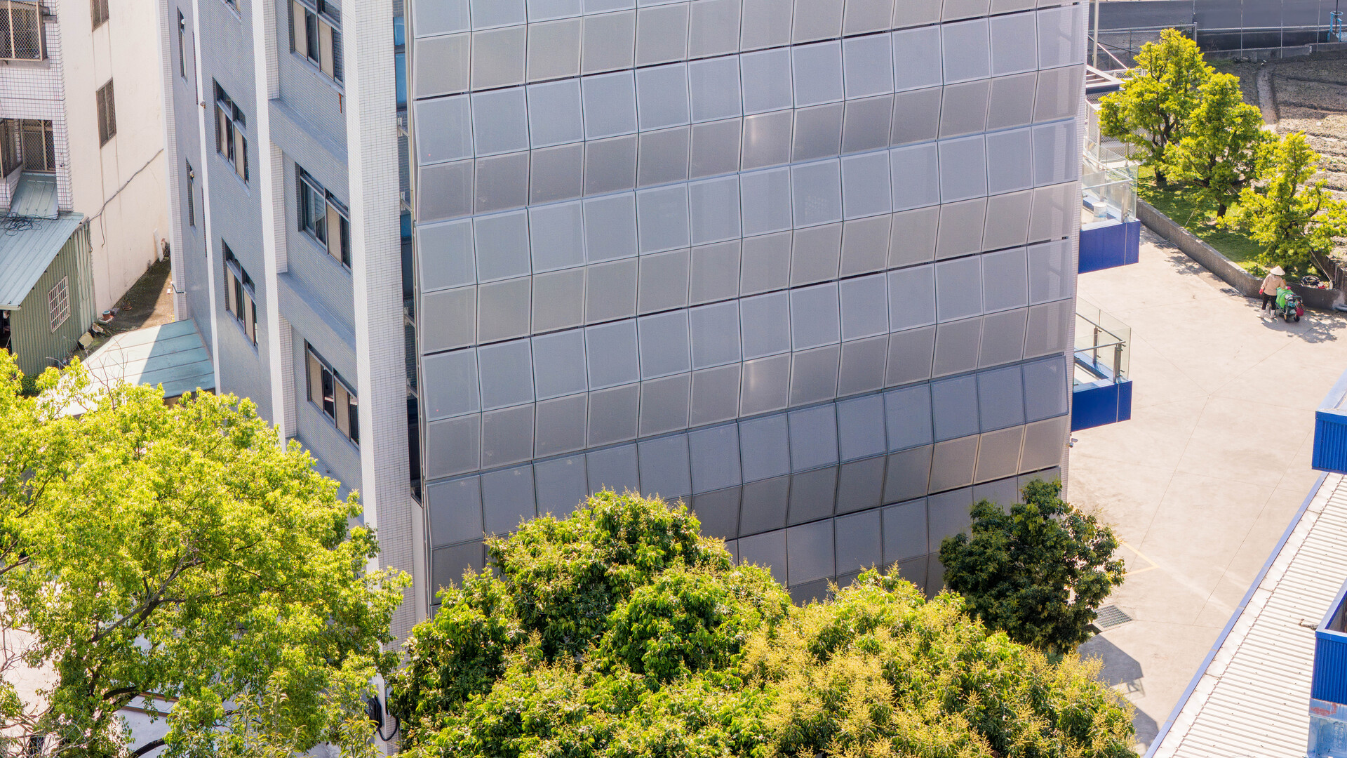 Kinetic Facade-水平式動態智能外牆